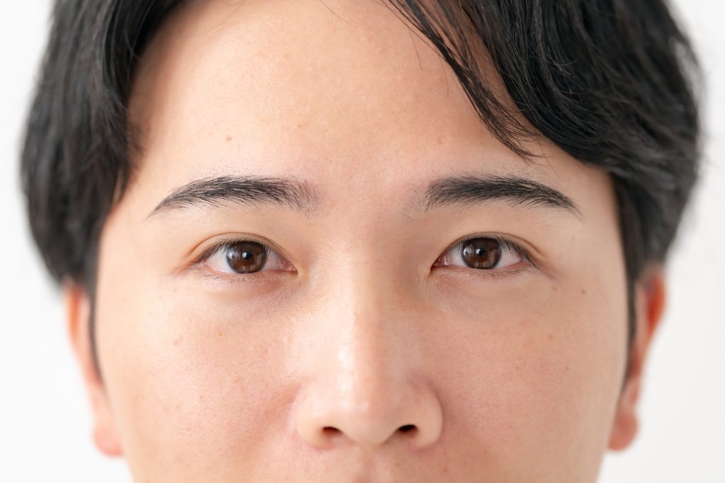 ICLレンズの種類や性能をわかりやすく解説｜ICL・レーシックなら新宿近視クリニック